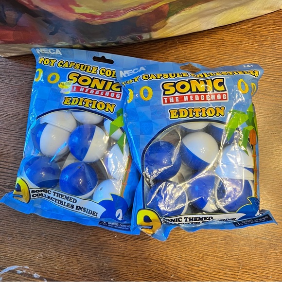 Neca | Toys | 2x Sonic The Hedgehog Toy Capsules 9 Collectibles Neca ...